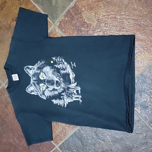 Jerzees | Tops | Vintage Sue Chaffee Wolf Made In Usa Tshirt | Poshmark